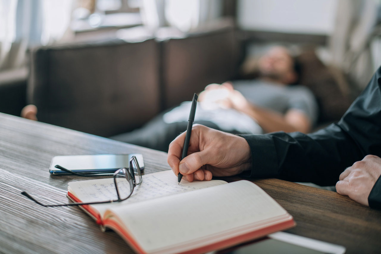 What Makes an ADHD Doctor Different From a General Psychiatrist ...